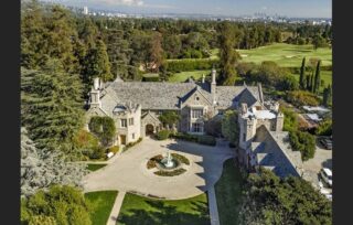 Hugh Hefner’s Mansion in Los Angeles, CA (Listed for $200 Million ...