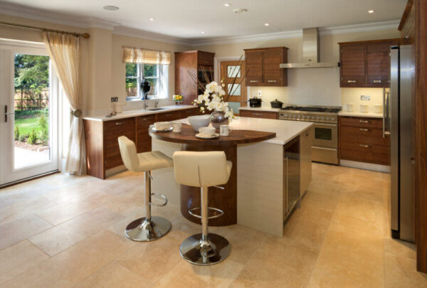 38 Kitchen Islands with Built-In Tables (Photos) – Home Stratosphere