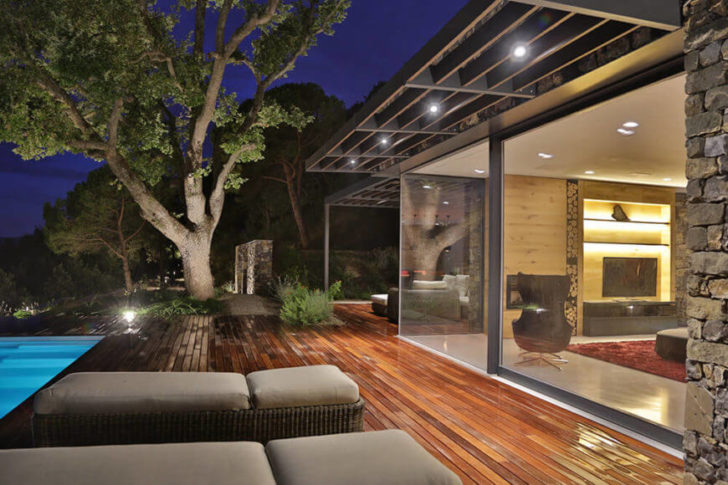 20 Mansion Deck Designs (Photos)