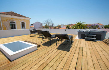 20 Mansion Deck Designs (Photos)