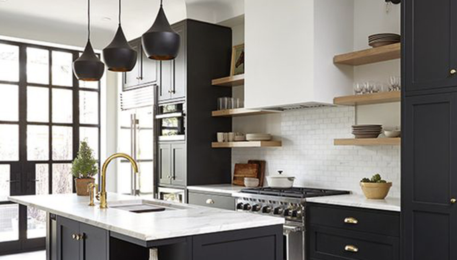 15 Kitchens With Floating Shelves – Home Stratosphere