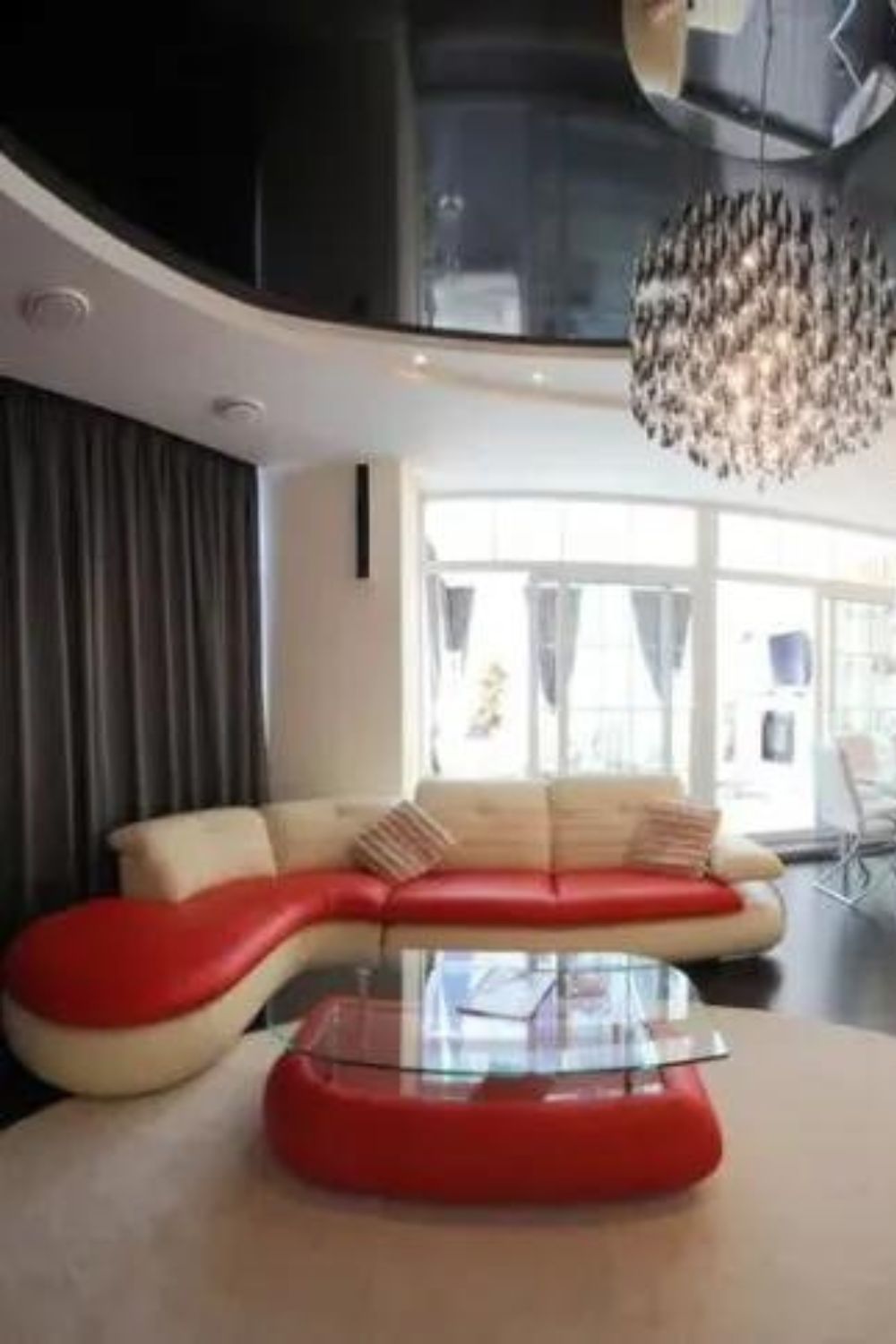 16 Red and Black Living Room Ideas to Create a Dramatic Ambience