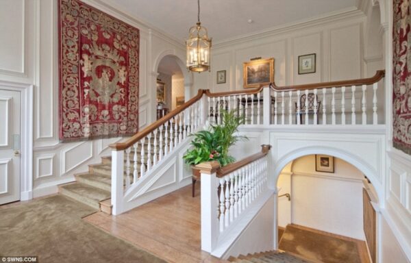 David Beckham’s Home in Cotswolds, UK (Purchased for $41.7 Million ...