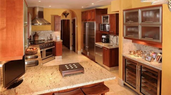 Enrique Iglesias' Home in Miami, FL (Listed for $21.5 million)