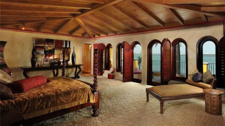 Enrique Iglesias' Home in Miami, FL (Listed for $21.5 million)