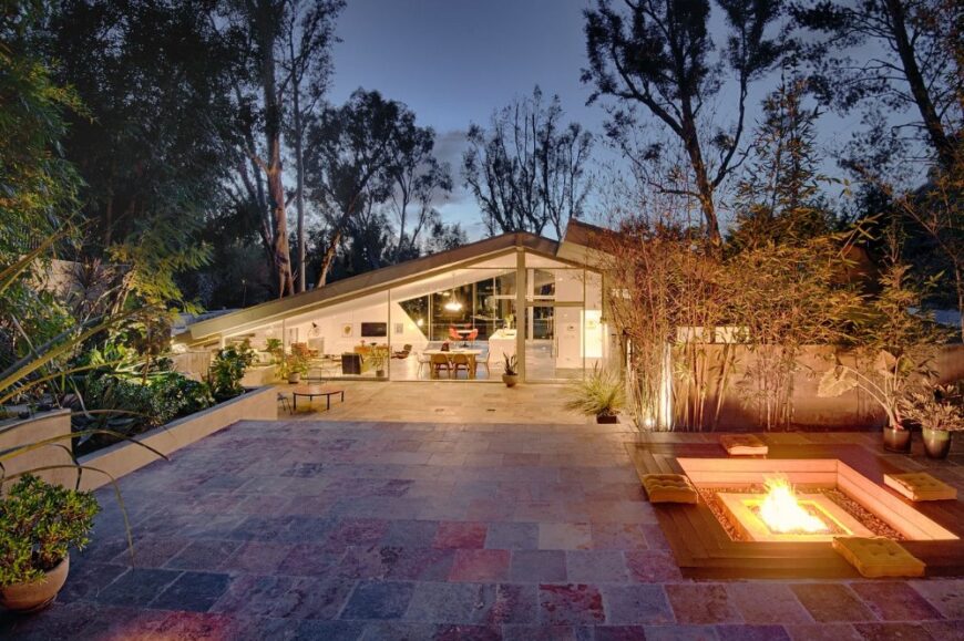 Harry Gesner’s Triangle House in Tarzana, CA (Listed for $3.9 million ...