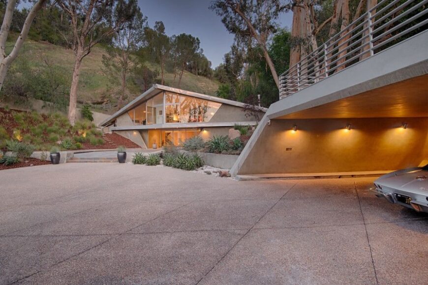 Harry Gesner’s Triangle House in Tarzana, CA (Listed for $3.9 million ...