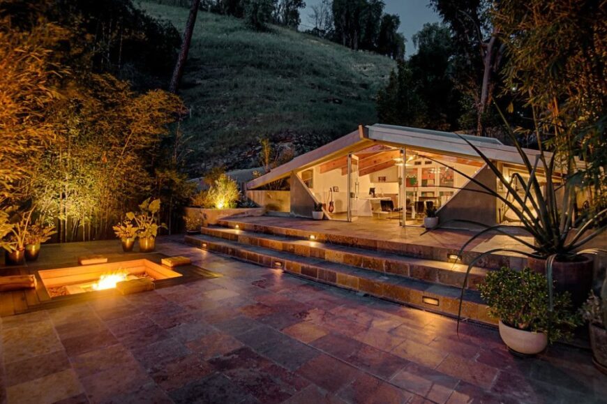 Harry Gesner’s Triangle House in Tarzana, CA (Listed for $3.9 million ...
