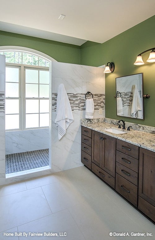 Two-Story 4-Bedroom The Butler Ridge Home (Floor Plan)