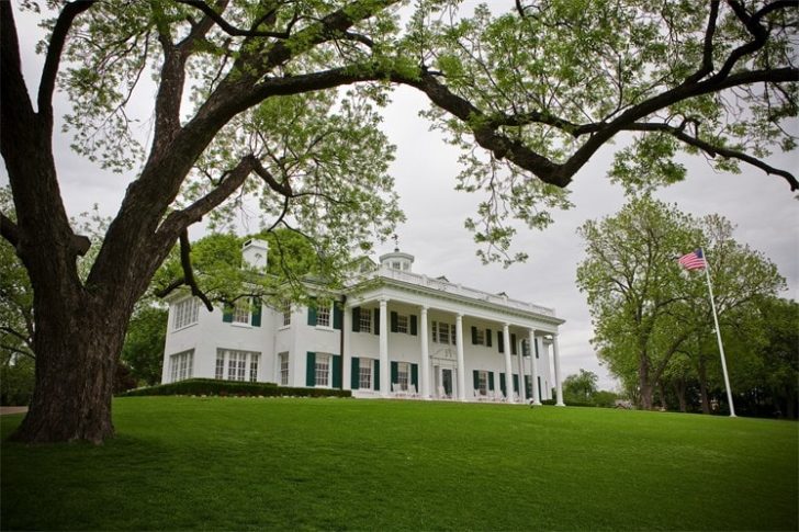 H.L. Hunt's Mansion in Dallas, TX (Listed for $19 Million)