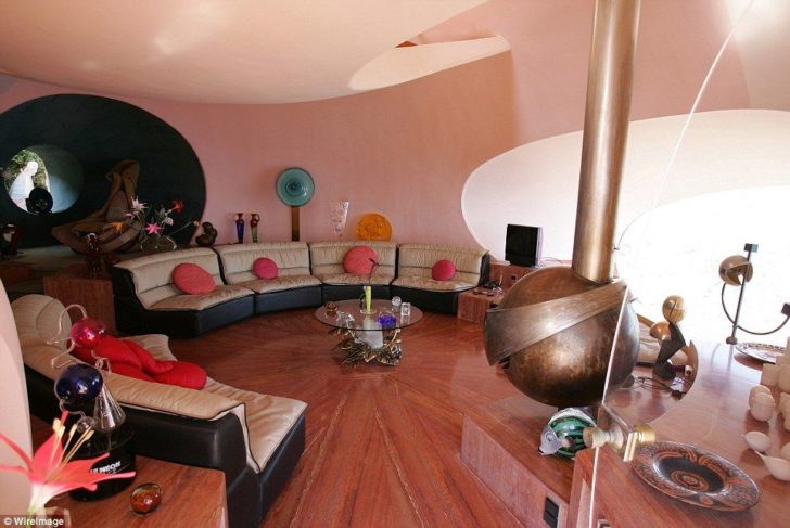 Pierre Cardin’s Bubble Palace in Cannes, France (Listed for $392 million)