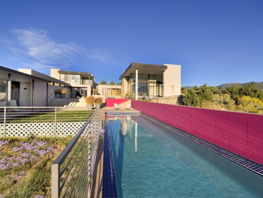 Pink Wall Contemporary House in Santa Fe, NM – Home Stratosphere