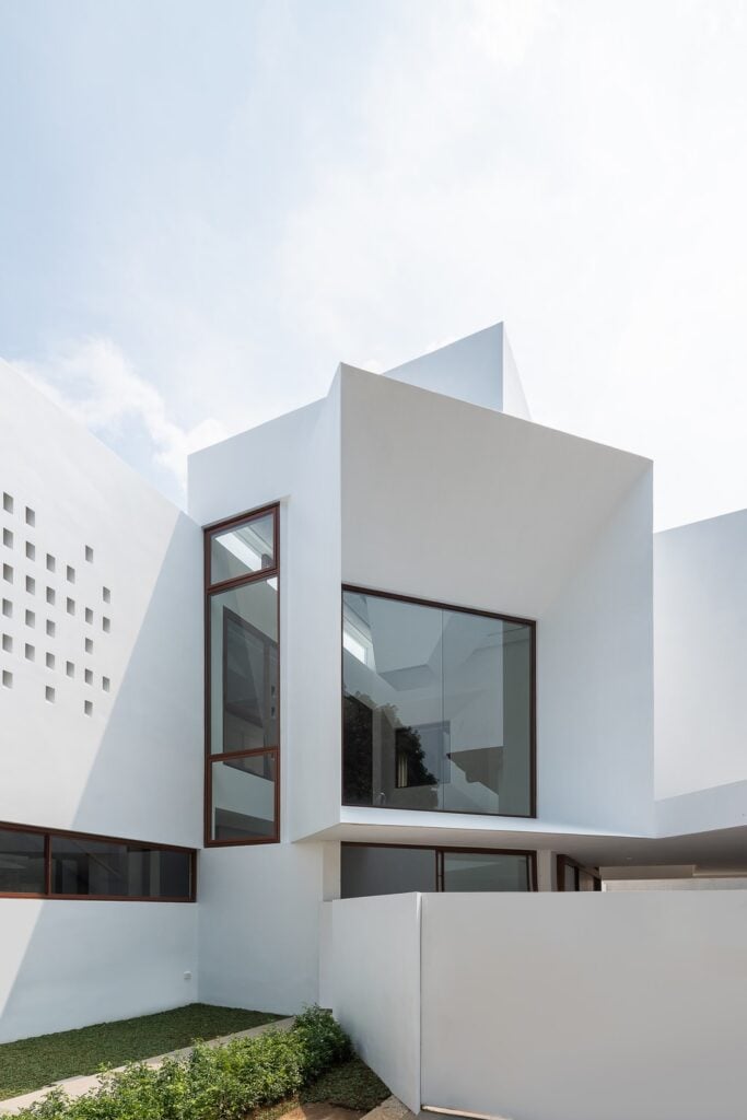 VIEWPOINT HOUSE by Jim Caumeron Design