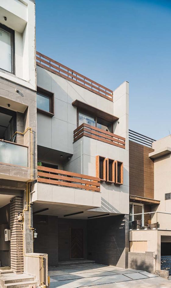 HS House by Saransh