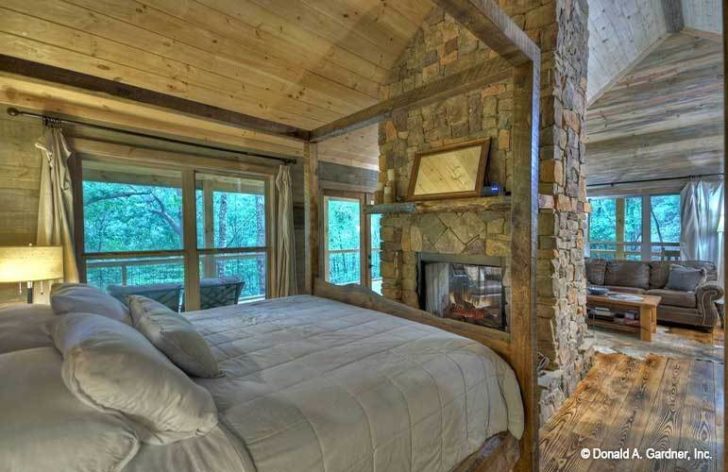 The Perfect Hideaway: Discover a Charming 1-Bedroom Rustic Cabin Floor ...