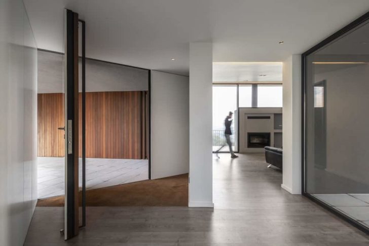 10 Minimalist Foyer Ideas (Photos) - Home Stratosphere