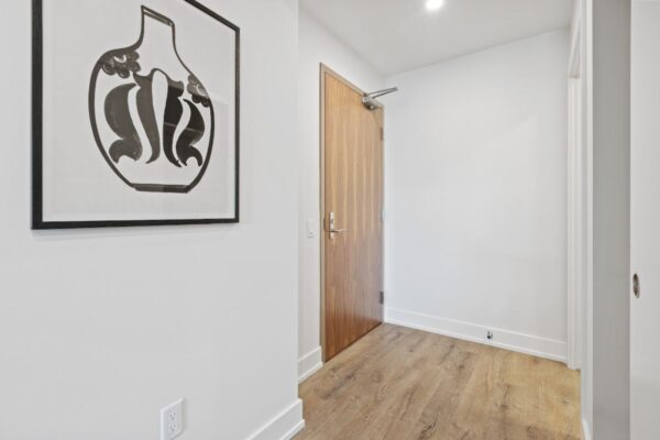10 Minimalist Foyer Designs for a Clutter-Free First Impression – Home ...