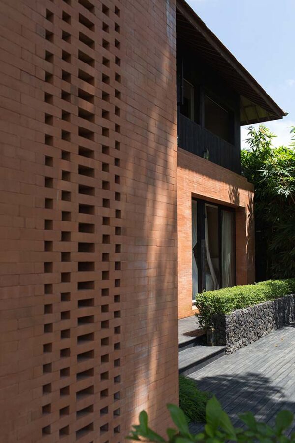 Rumah Fajar by Studio Jencquel – Home Stratosphere