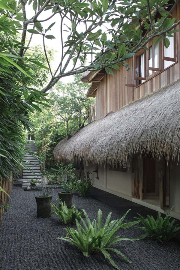 Rumah Purnama by Studio Jencquel – Home Stratosphere