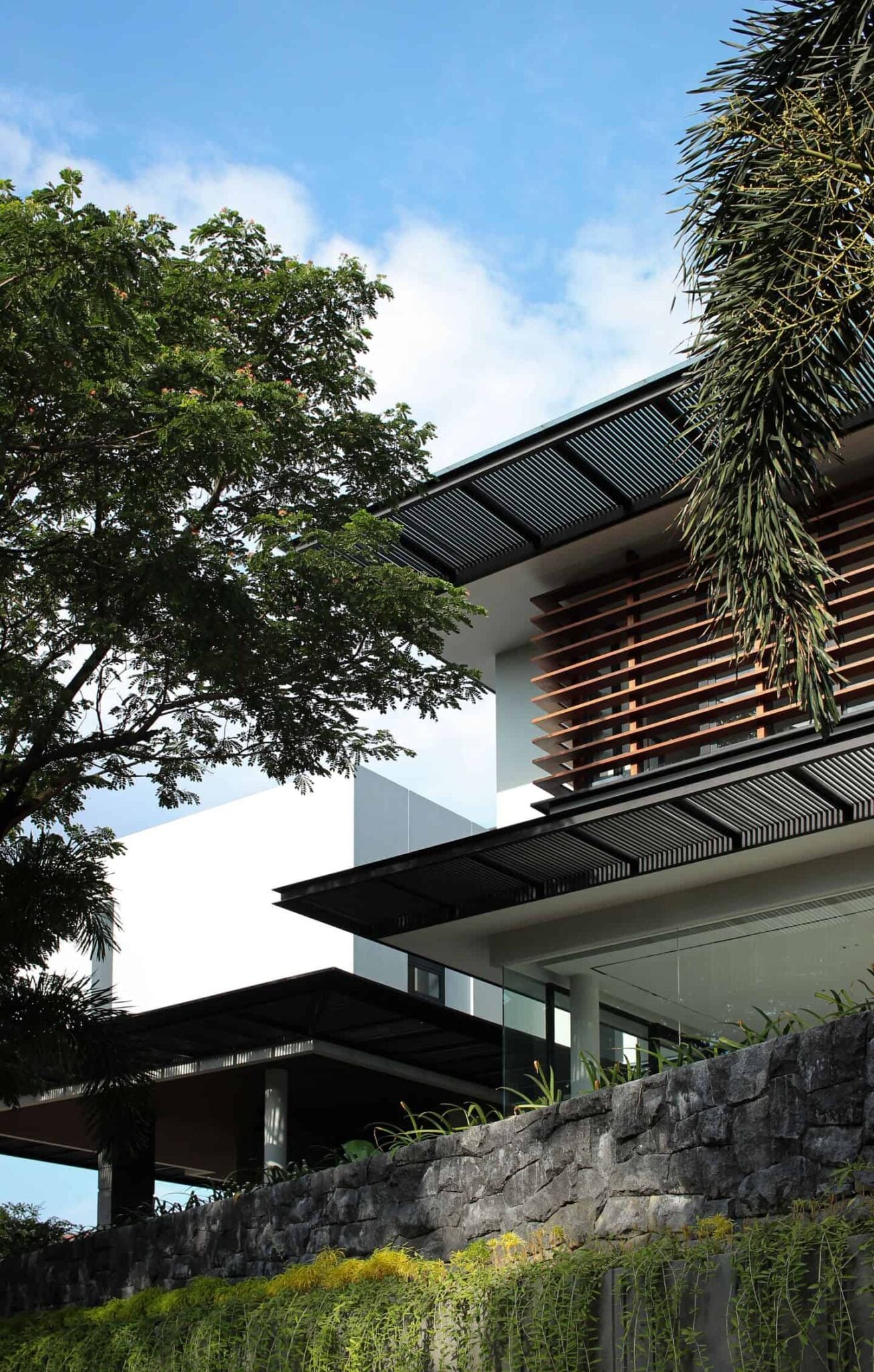 R House by yo Design Architect – Home Stratosphere