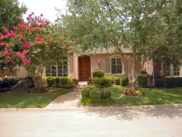 2-Bedroom Single-Story Southern Ranch for a Narrow Lot with Rear-Entry ...