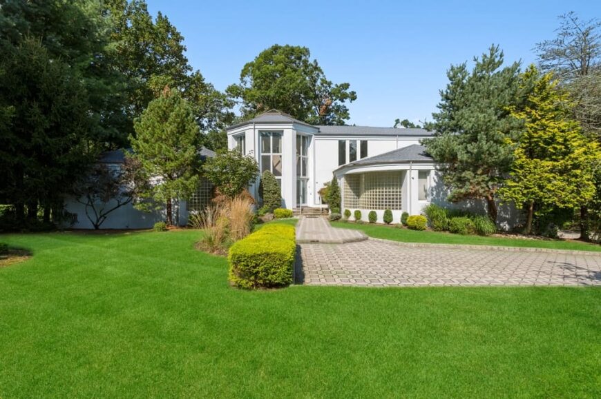 Gloria Gaynor’s Mansion in Greenbrook Township, NJ (Listed for $1.249 ...