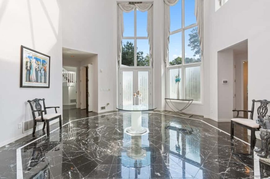Gloria Gaynor’s Mansion in Greenbrook Township, NJ (Listed for $1.249 ...