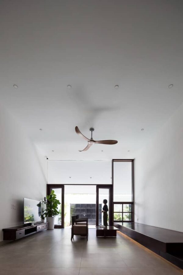 Twin House by 6717 Studio