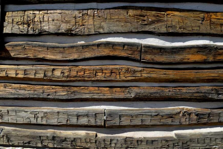 9 Different Types of Cabins (Design Styles)