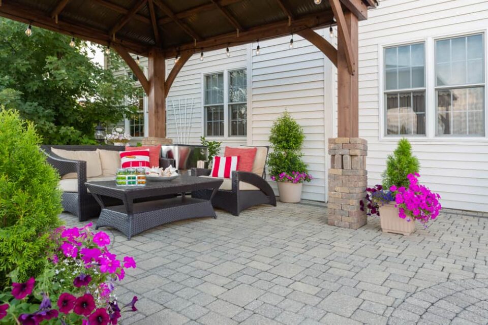 25 Patio Dining Sets Perfect for Spring