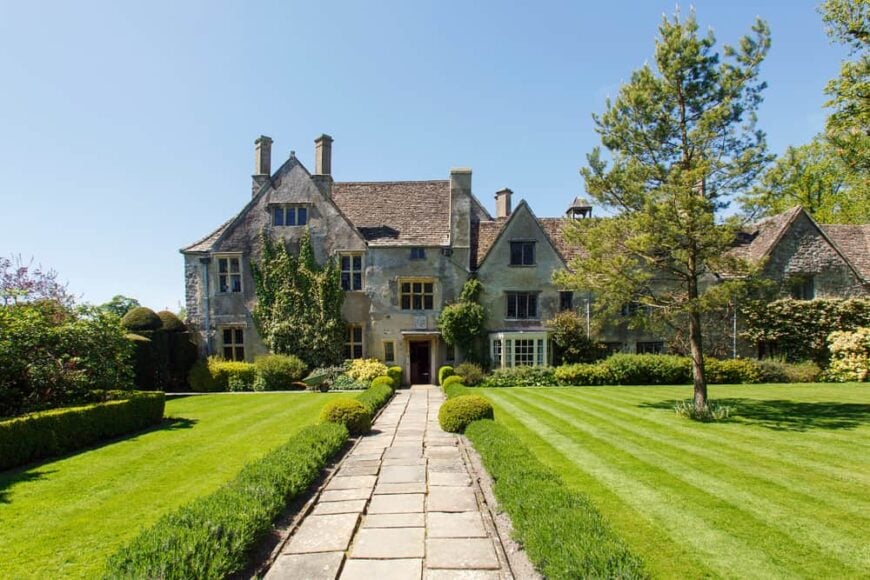 10 Different Types of Mansions – Home Stratosphere