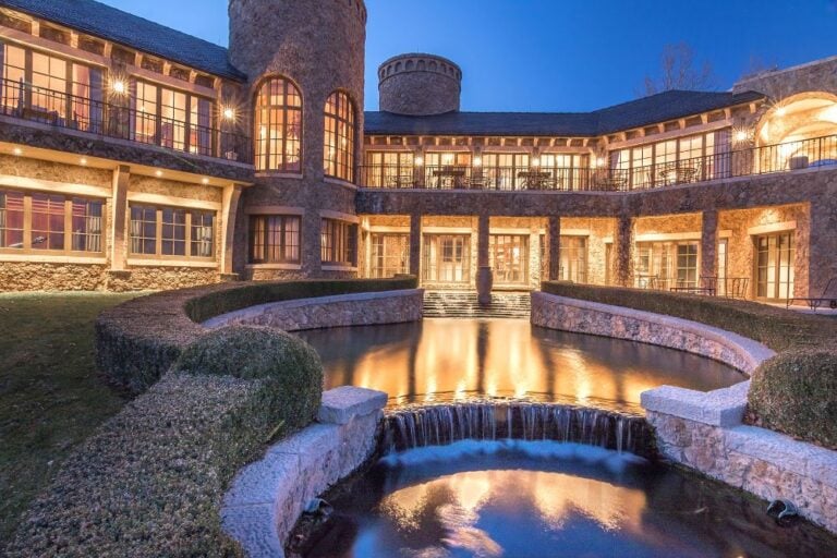 Oil Business Tycoon T. Boone Pickens’ Gigantic Texas Ranch (Listed for ...