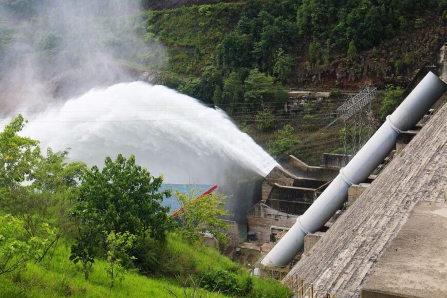 The Best Off-Grid Power Sources for Electricity (for Our Off-Grid Cabin)