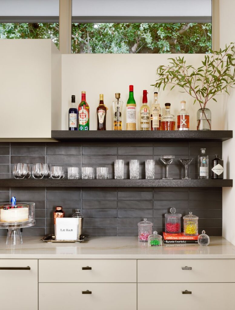 Preserving a Historic Neighborhood, LaRue Architects Reimagines a 100 ...