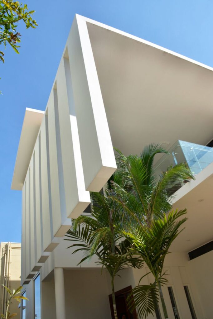 Tree Hugger House in Bengaluru, India by 4site Architects – Home ...