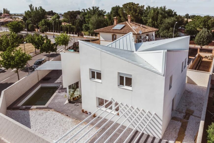 Albania House by OOIIO Arquitectura – Home Stratosphere