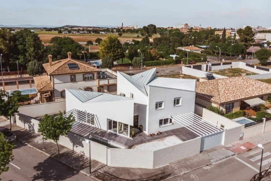 Albania House by OOIIO Arquitectura – Home Stratosphere