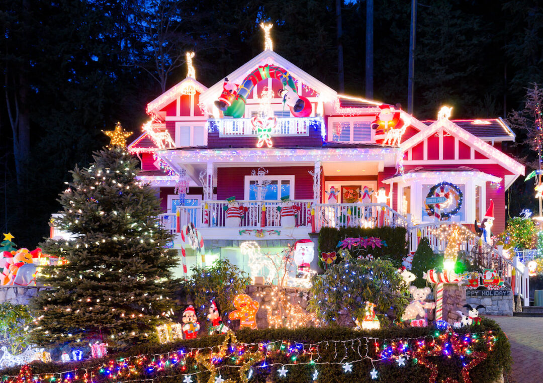 25 Over-the-Top Christmas Light Displays from Across America - Home ...