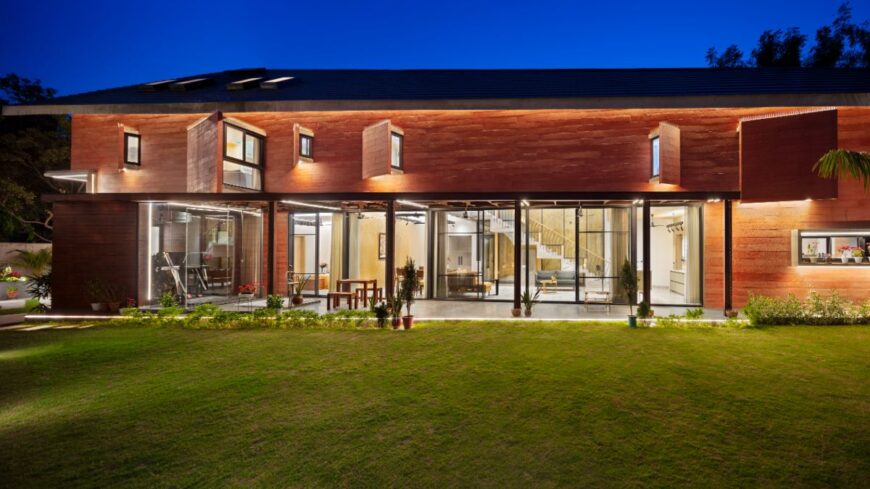 Chromatic House in Gurugram, Haryana, India by Anagram Architects ...