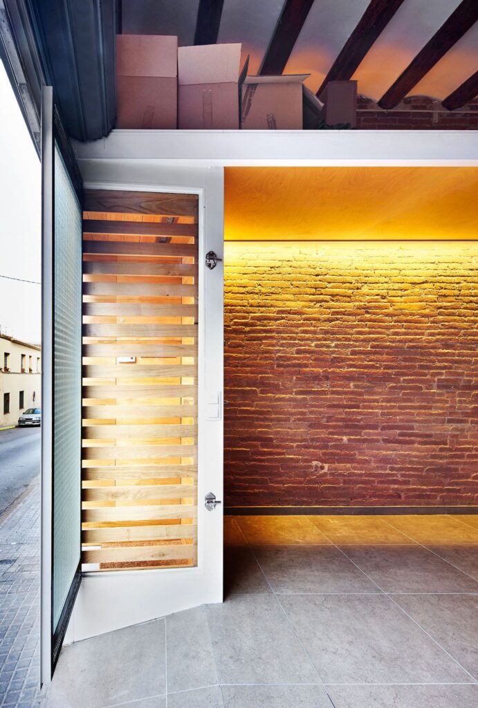 57ALI Renovation and Expansion of a Row House in the Center of Terrassa ...