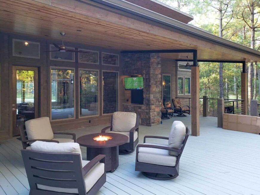 Unwind in This 2-Bedroom Modern Cabin Retreat with Stunning Forest ...