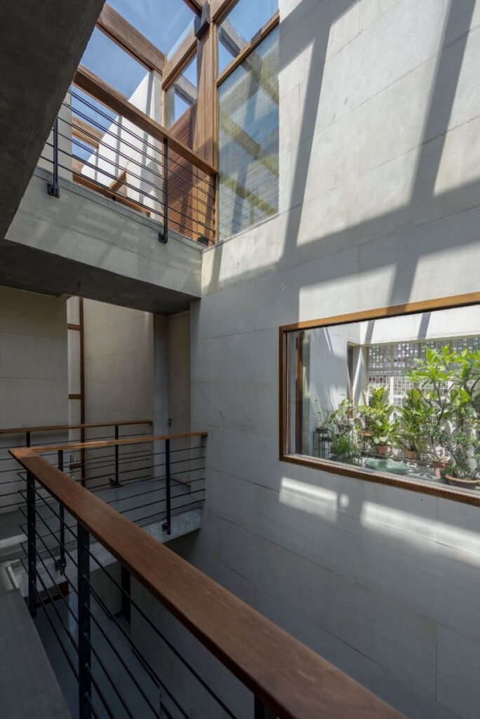 House of Voids in New Delhi, India by Malik Architecture – Home ...