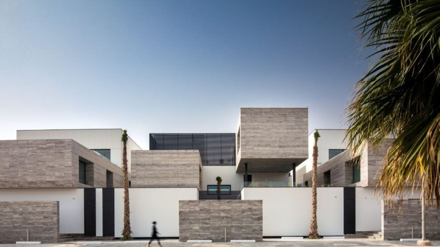 Extraordinary One Column House Project by NE-AR