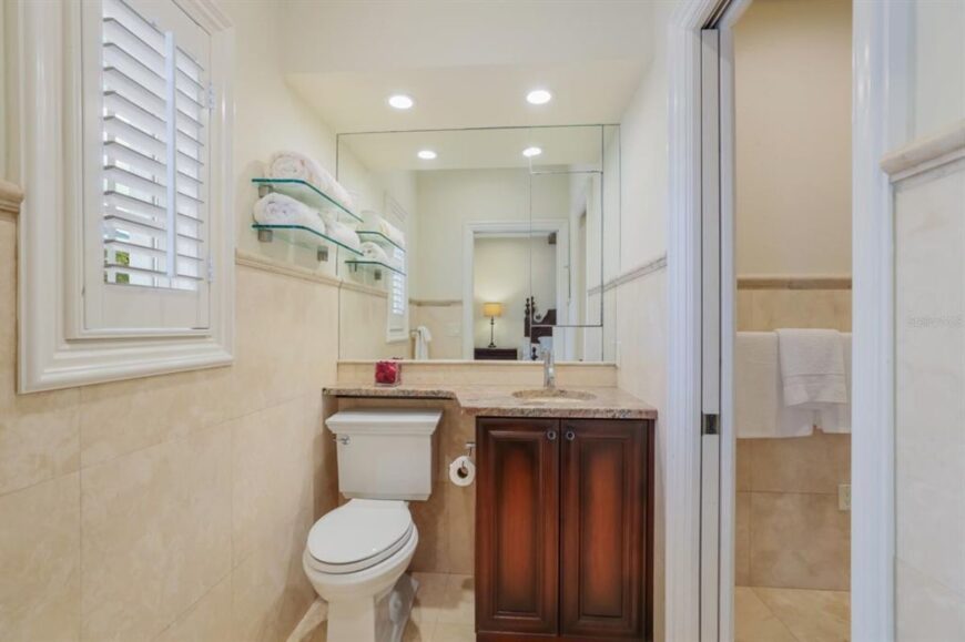 The Fountain House at 749 Freeling Dr – Home Stratosphere