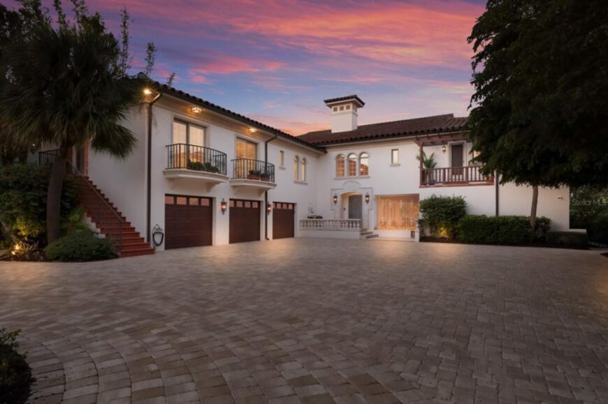 The Fountain House at 749 Freeling Dr – Home Stratosphere