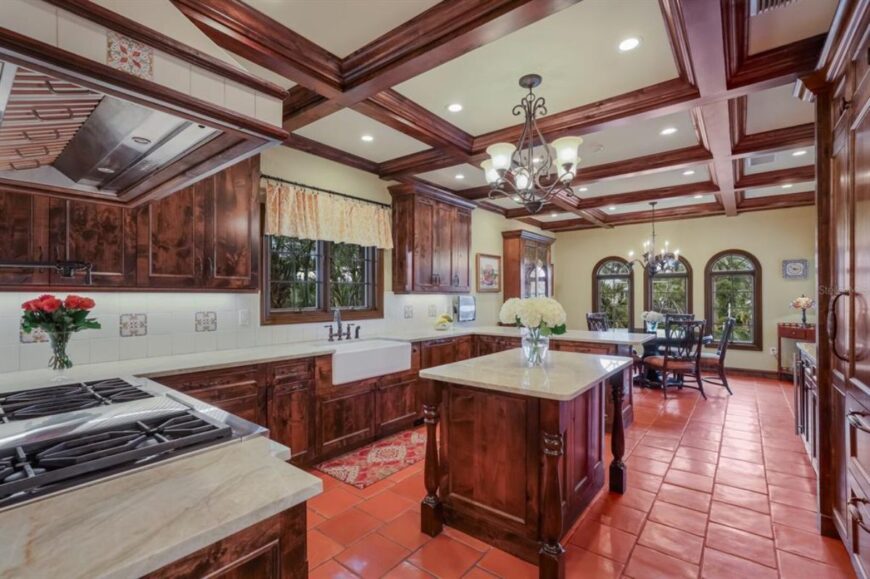 The Fountain House at 749 Freeling Dr – Home Stratosphere