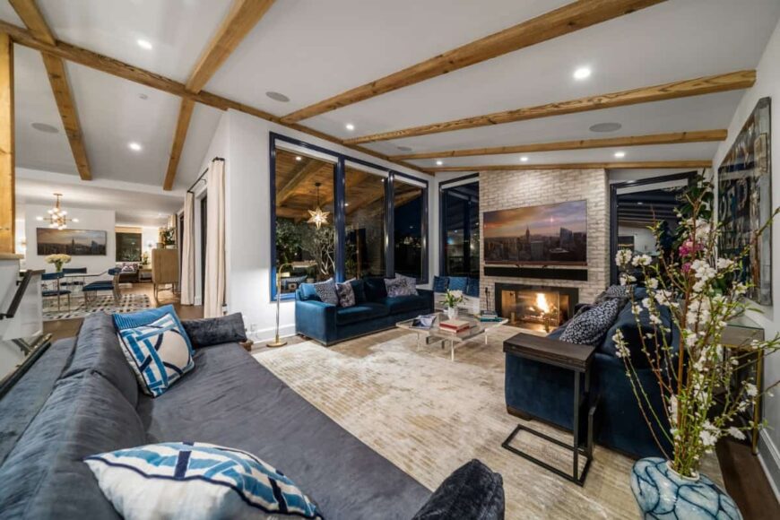 Take a Peek into Emily Blunt & John Krasinski’s Glamorous Hollywood ...