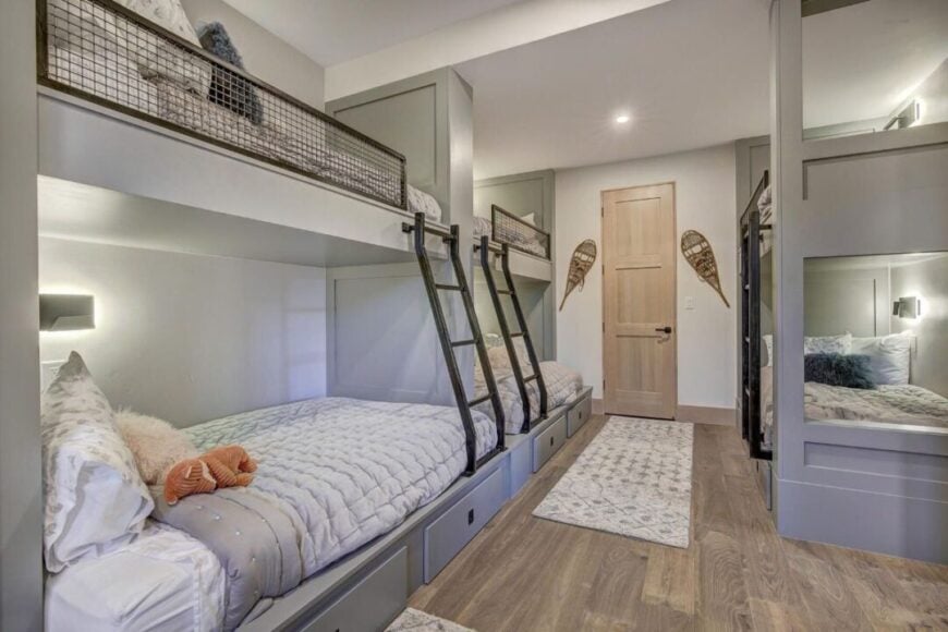 29 Fantastic Custom Built-In Bunk Bed Ideas
