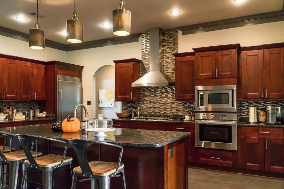 Craftsman-Style Floor Plan Provides Fresh Take on Tradition with a ...