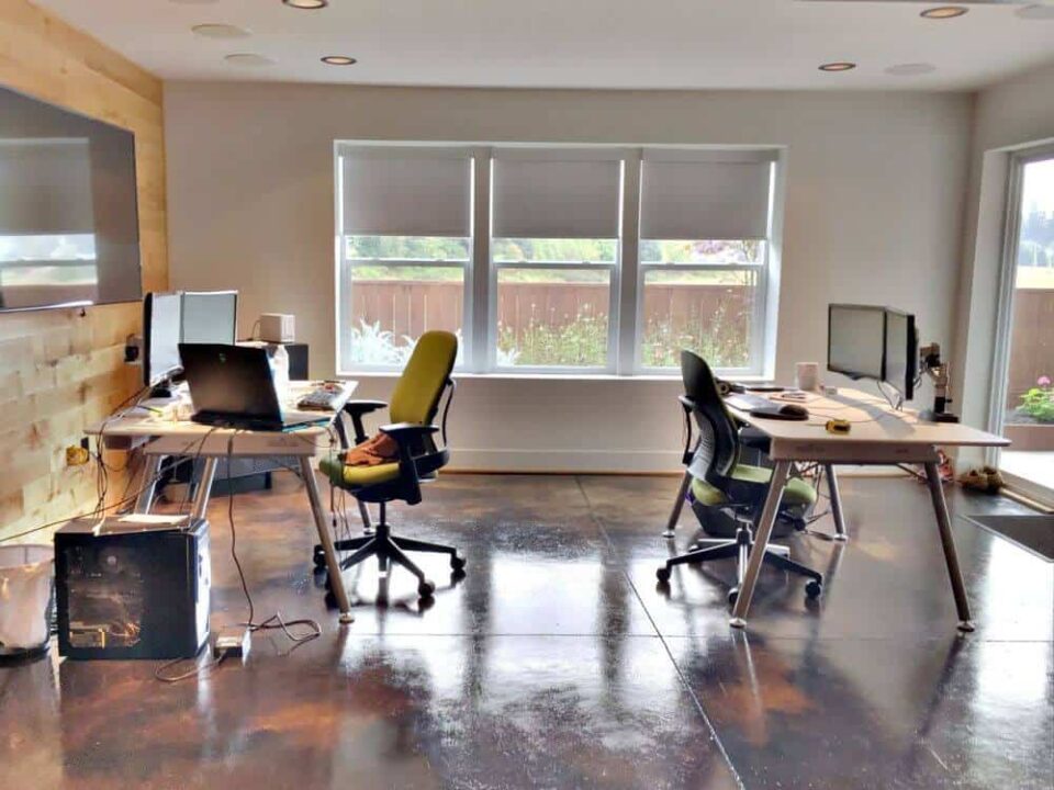 Work Together, Stay Together: 17 Trending Home Office Designs with Two ...